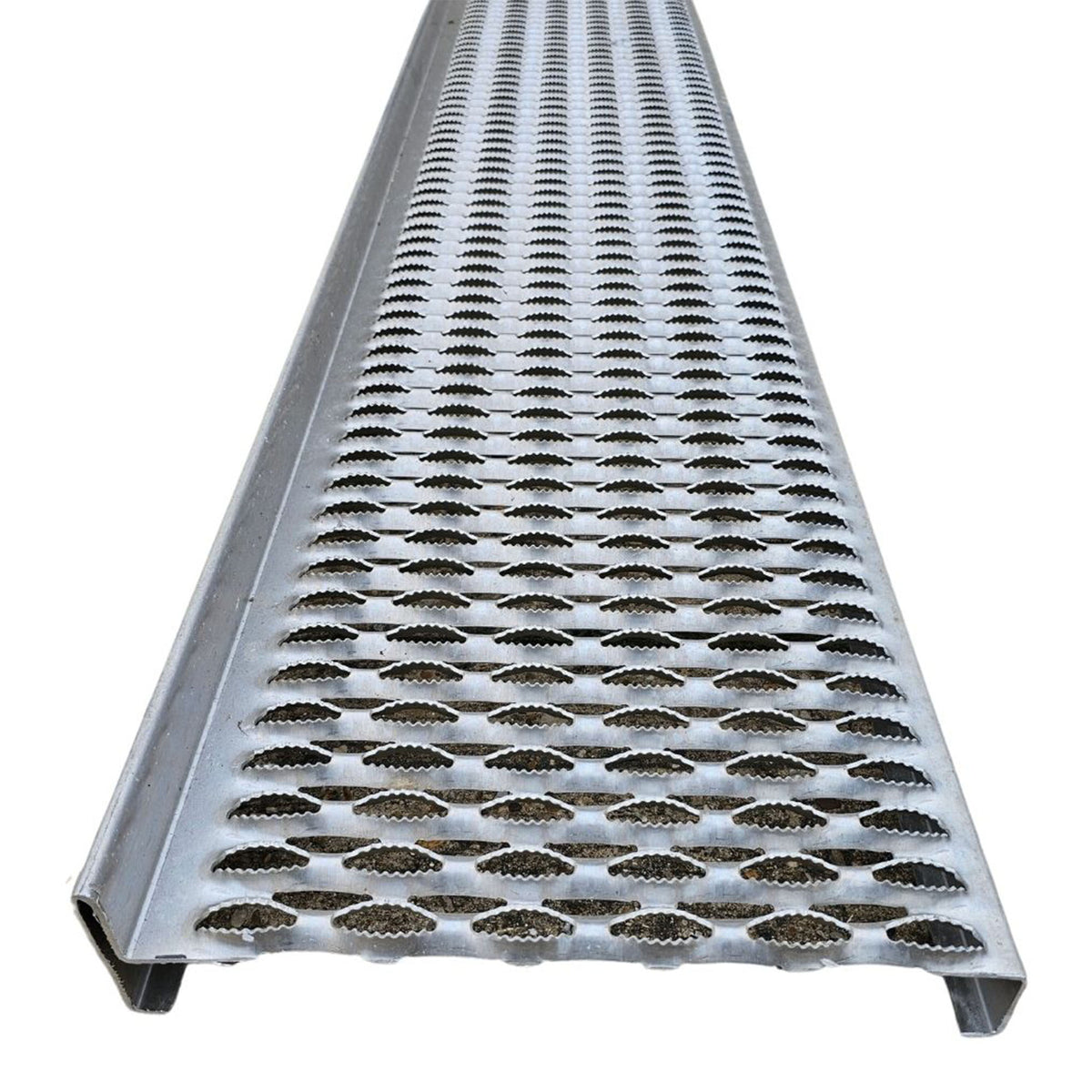 Catwalk with Kick Strip 6.4m x 400mm – JML Henderson Ltd